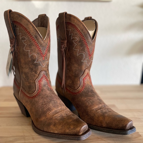 Ariat | Shoes | Ariat Womens Round Up Aztec Booties | Poshmark